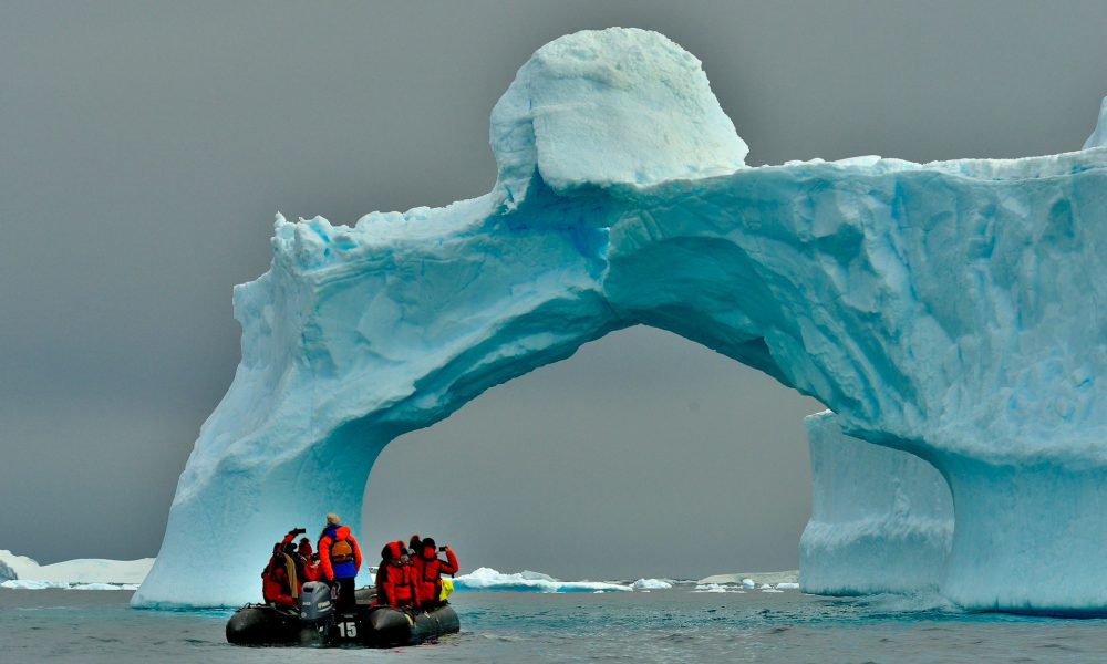 Antarctica Warming Reshapes Global Atmospheric Circulation